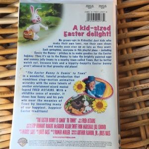 Warner Bros. | Holiday | The Easter Bunny Is Comin To Town Vhs | Poshmark